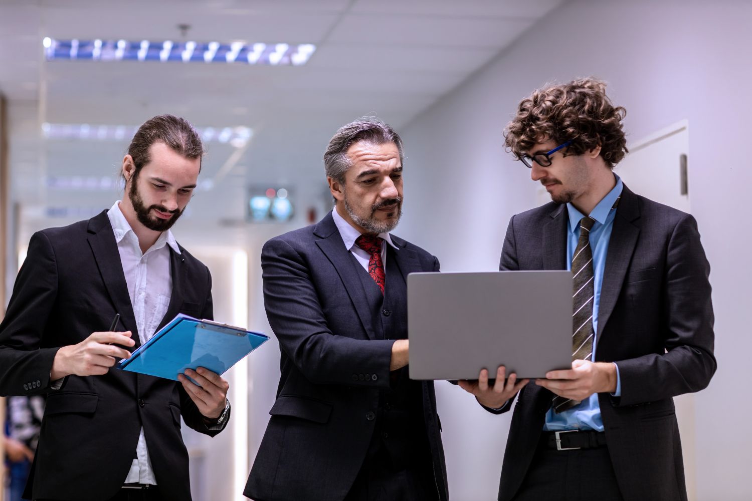 Debunking Cybersecurity Myths: 7 Unbelievable Cyber Myths